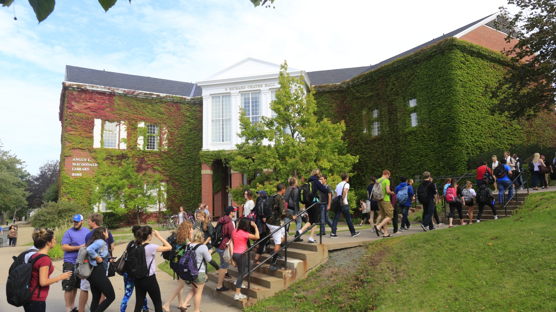 The StFX Advantage | St. Francis Xavier University